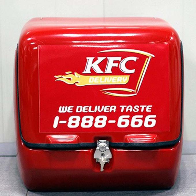 Waterproof Motorbike Food Delivery Box 139L Volume Shock Resistance ...